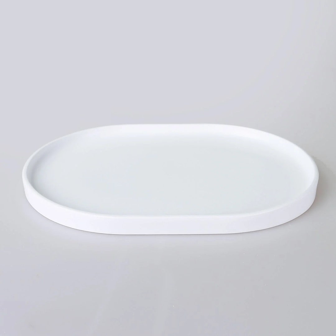Victoria Large Oval Bathroom Tray in White Color / Jewelry and Perfume ...