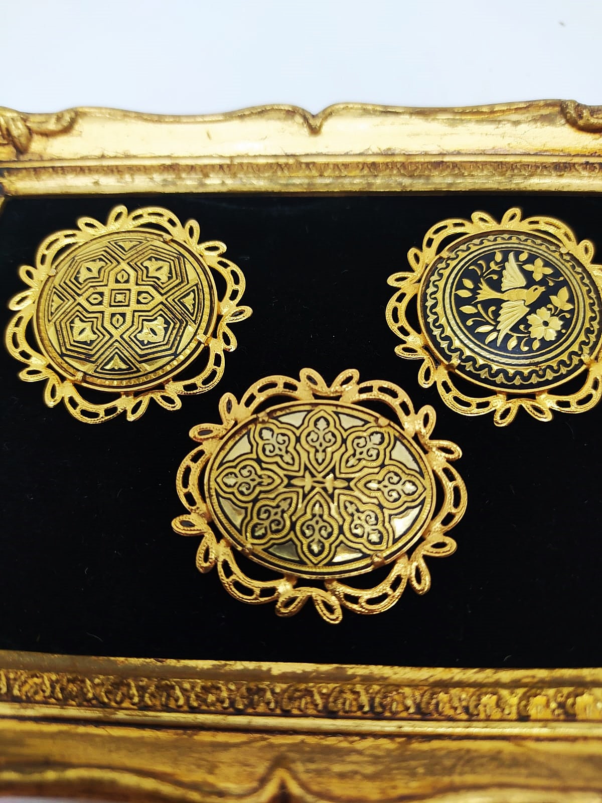 DAMASQUINADO, viel antike Broschen, 3 Sammlung Broschen, Handwerk ...