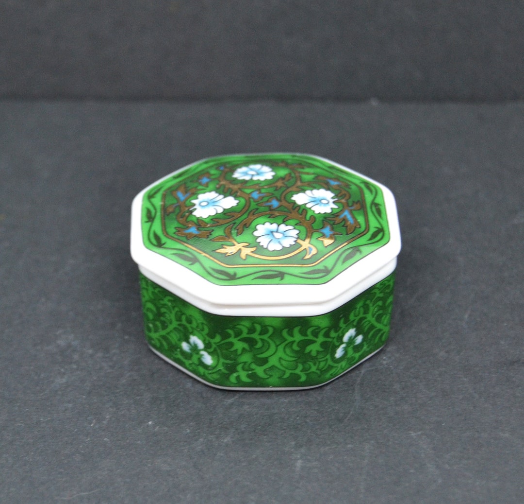 Porcelain Mini Box, Vintage Mini Box, Porcelain Trinket, Collection ...