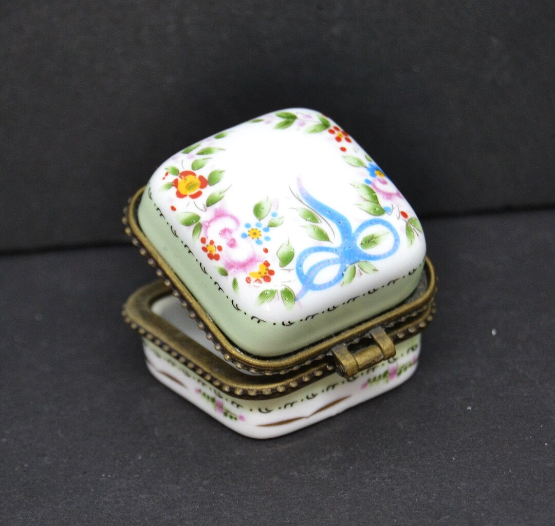Porcelain Box, Vintage Porcelain Mini Box, Vintage Porcelain Mini Box ...
