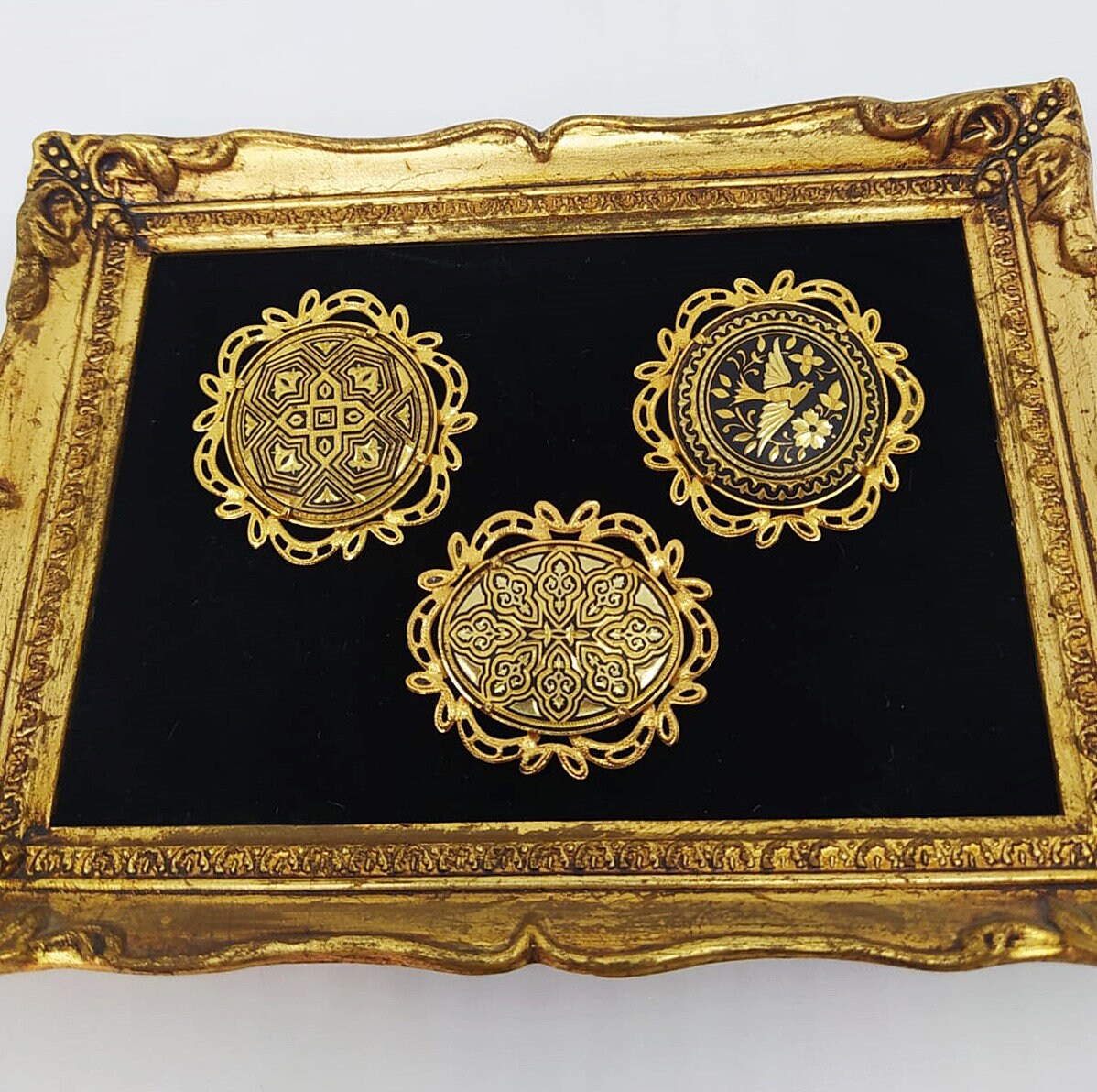 DAMASQUINADO, viel antike Broschen, 3 Sammlung Broschen, Handwerk ...