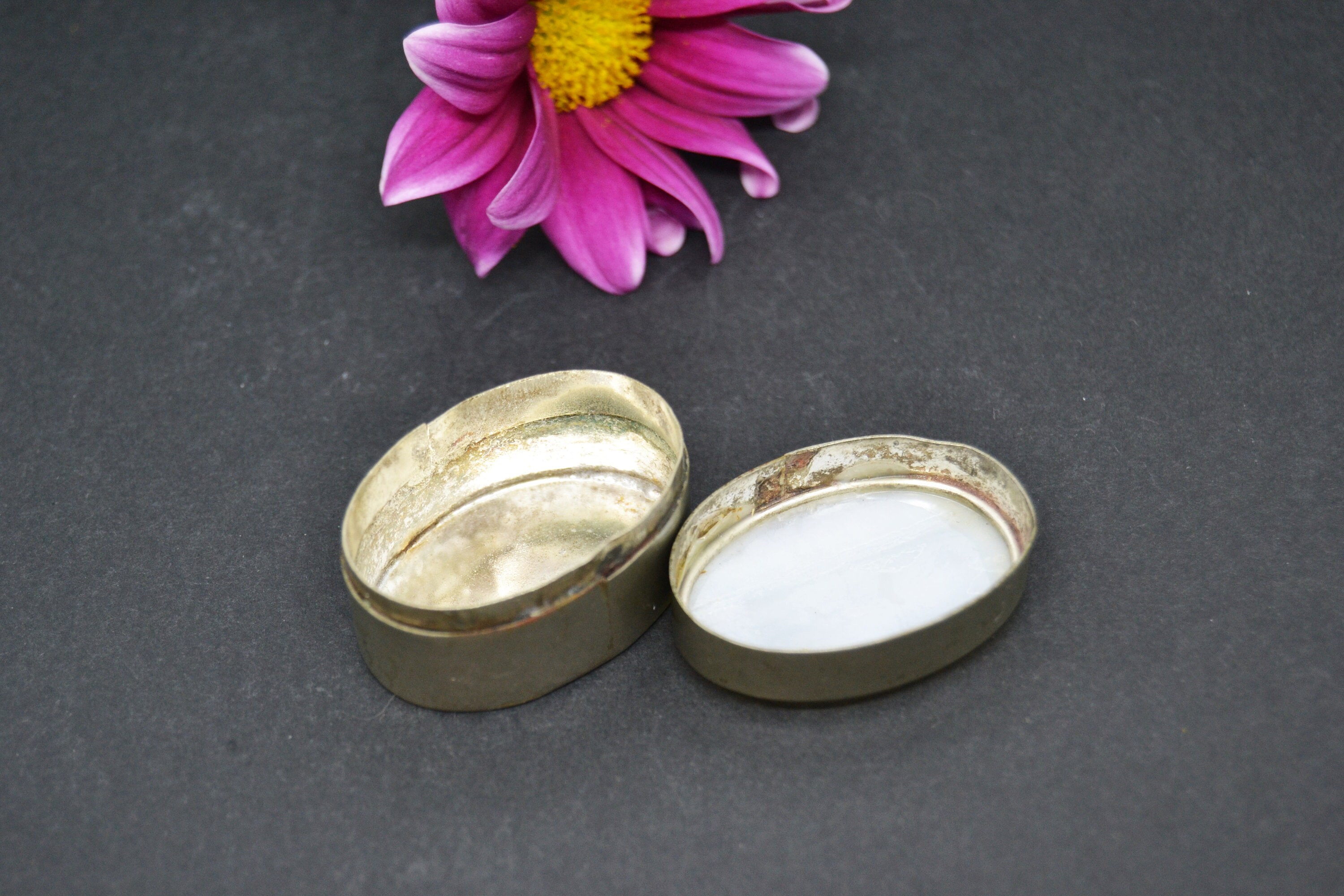 Vintage Mother of Pearl Pill Box, Pill Box, Small Box, Oval Box, Mother ...