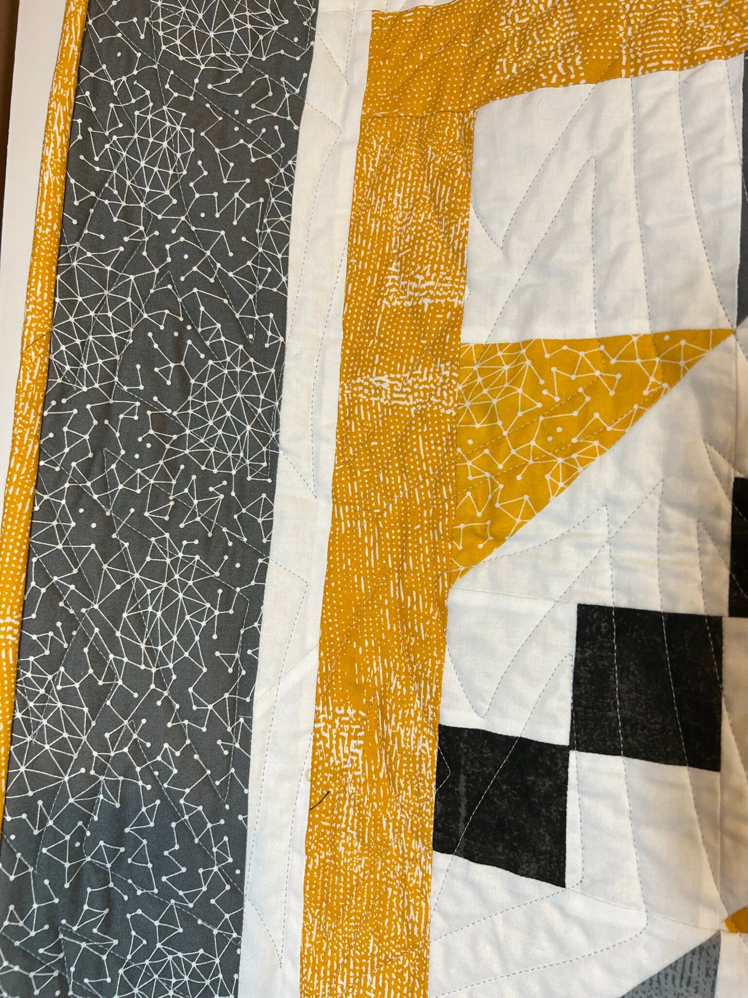 Handmade Quilt - Modern Black & Gold Quilt - Etsy