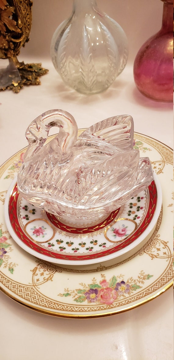 Small Crystal Swan Box / Crystal Jewelry Box / Crysta… - Gem