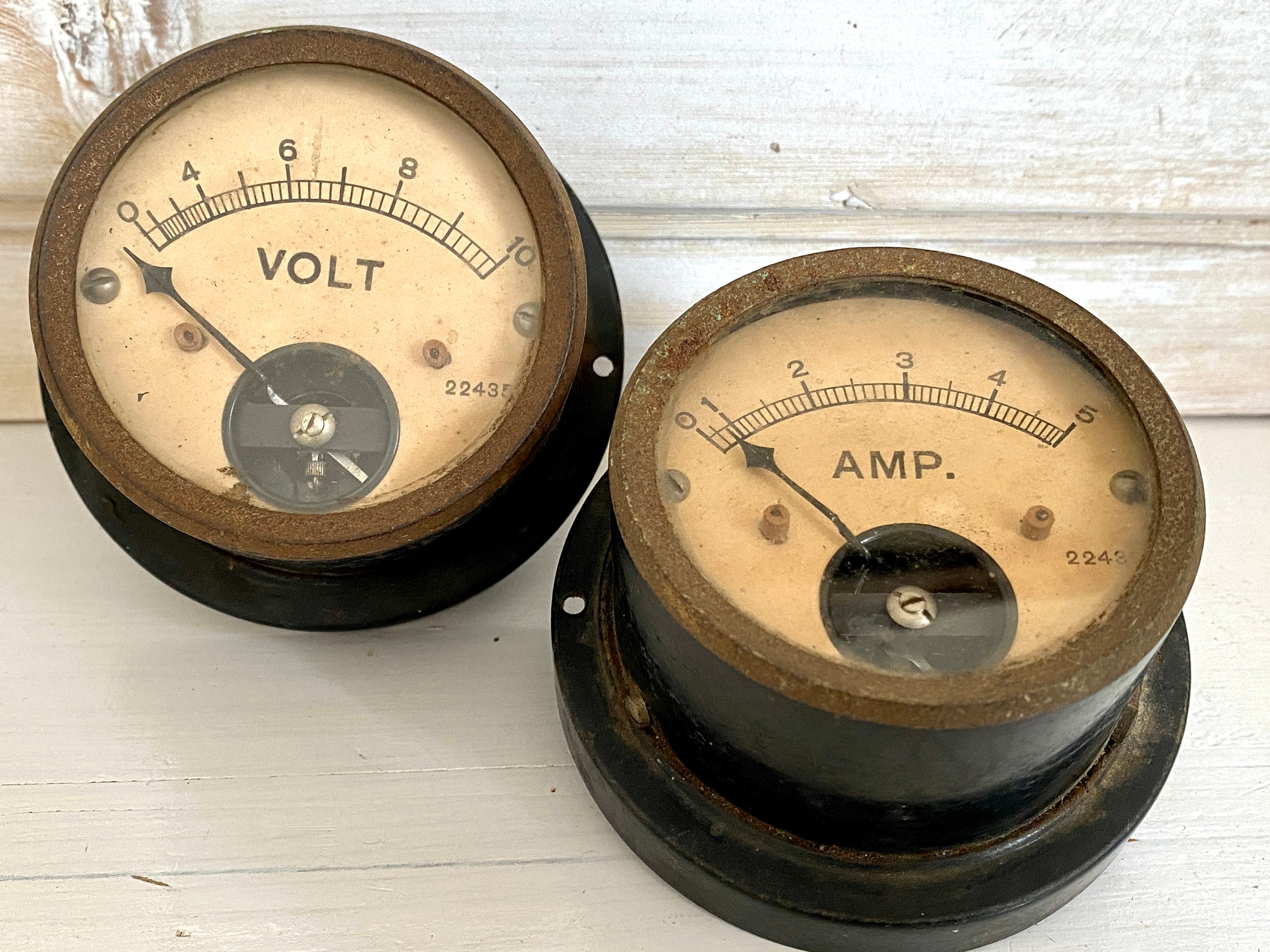 Vintage Voltage Meter
