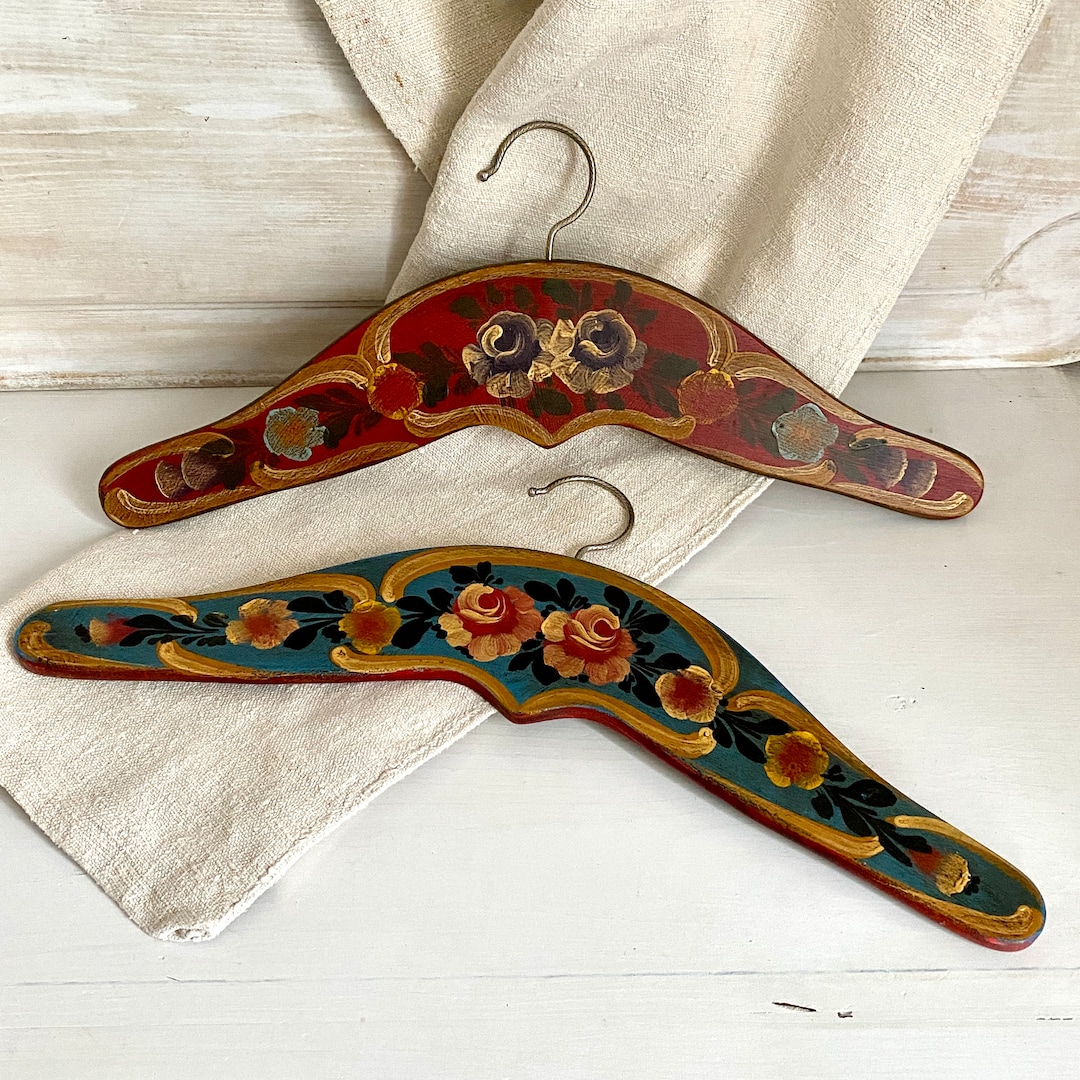 Wooden Clothes Hangers Hand Painted Bavarian Flower Decor Vintage Set ...