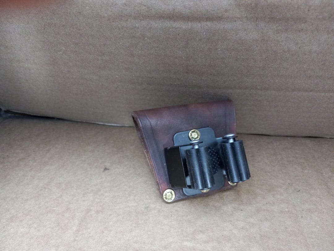 LARP Boffer Clip / Frog, Rotates - Etsy