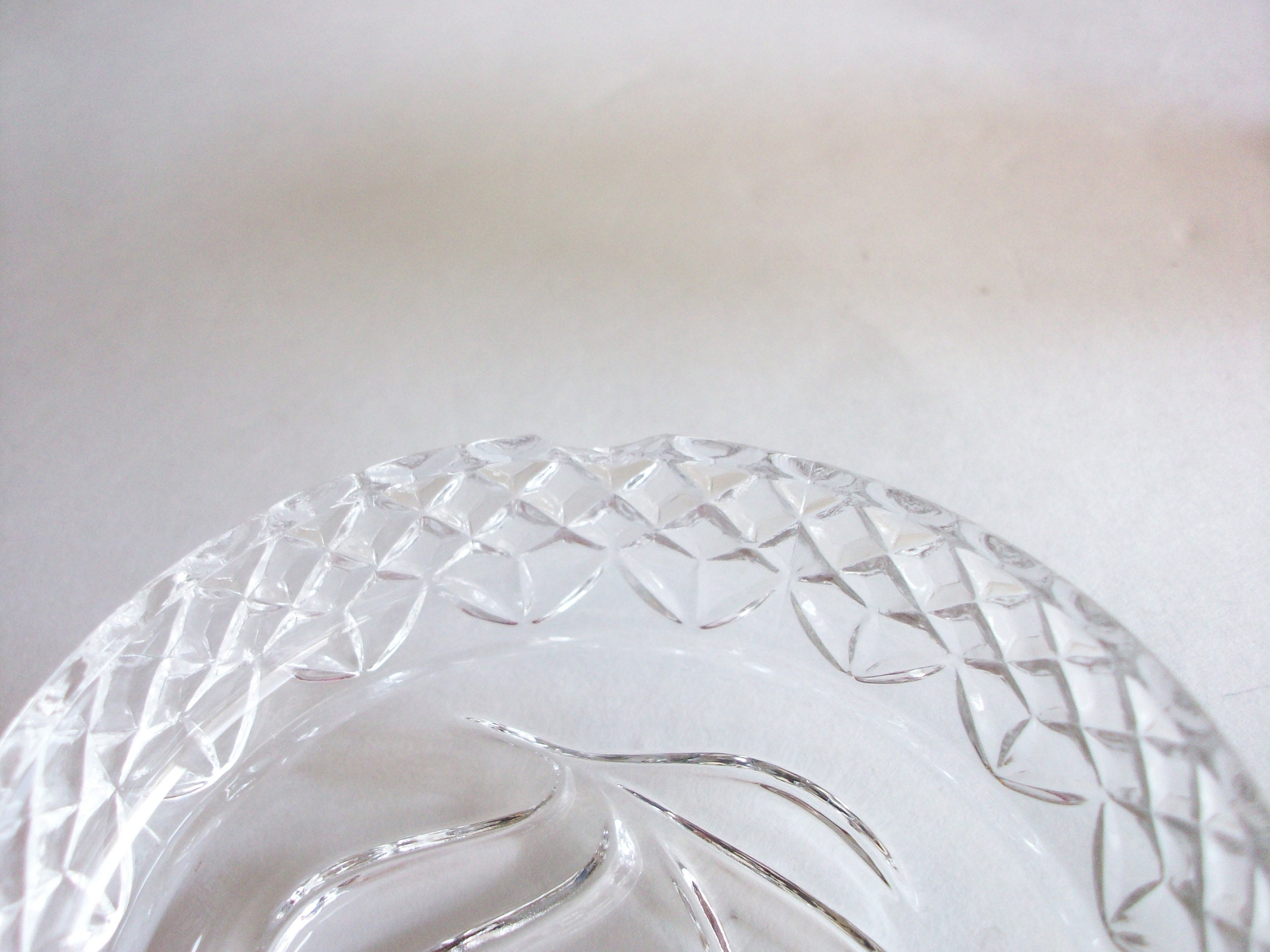 Avon Pedestal Vanity Jar With Skin so Soft Bath Oil Capsules | Etsy