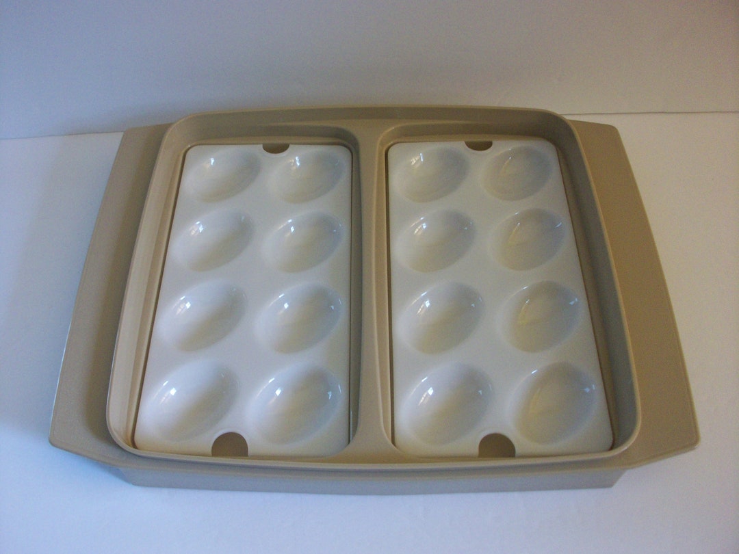Tupperware Egg Carrier, Vintage Tupperware, Deviled Egg Container #723 ...