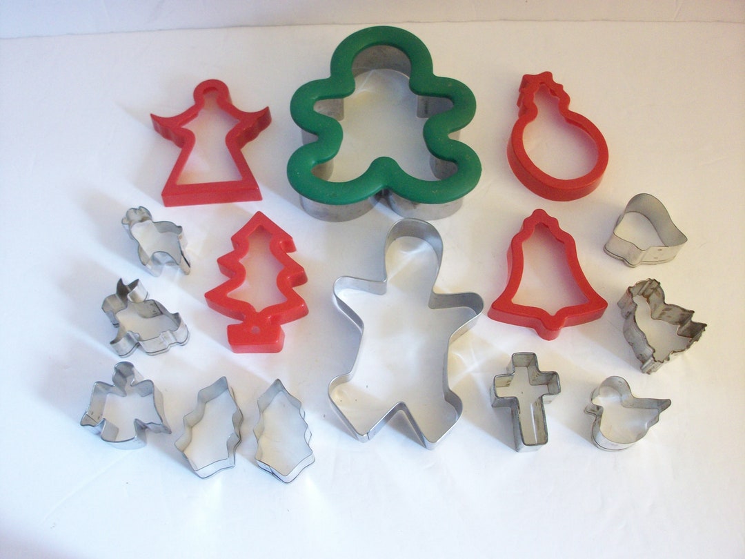 Cookie Cutters in Assorted Shapes and Sizes Set of 15, Vintage Plastic ...