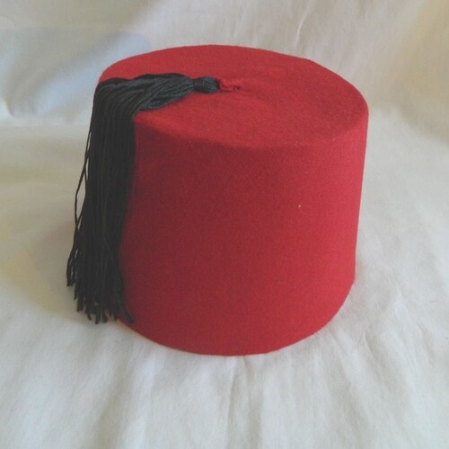 Egyptian Turkish Red Fez Tarboush Hat Black Tassel 22.5 - Etsy
