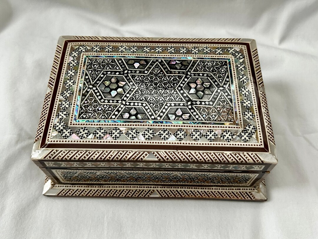 Egyptian Inlaid Paua Shell Mother of Pearl With Base Jewelry Box ...