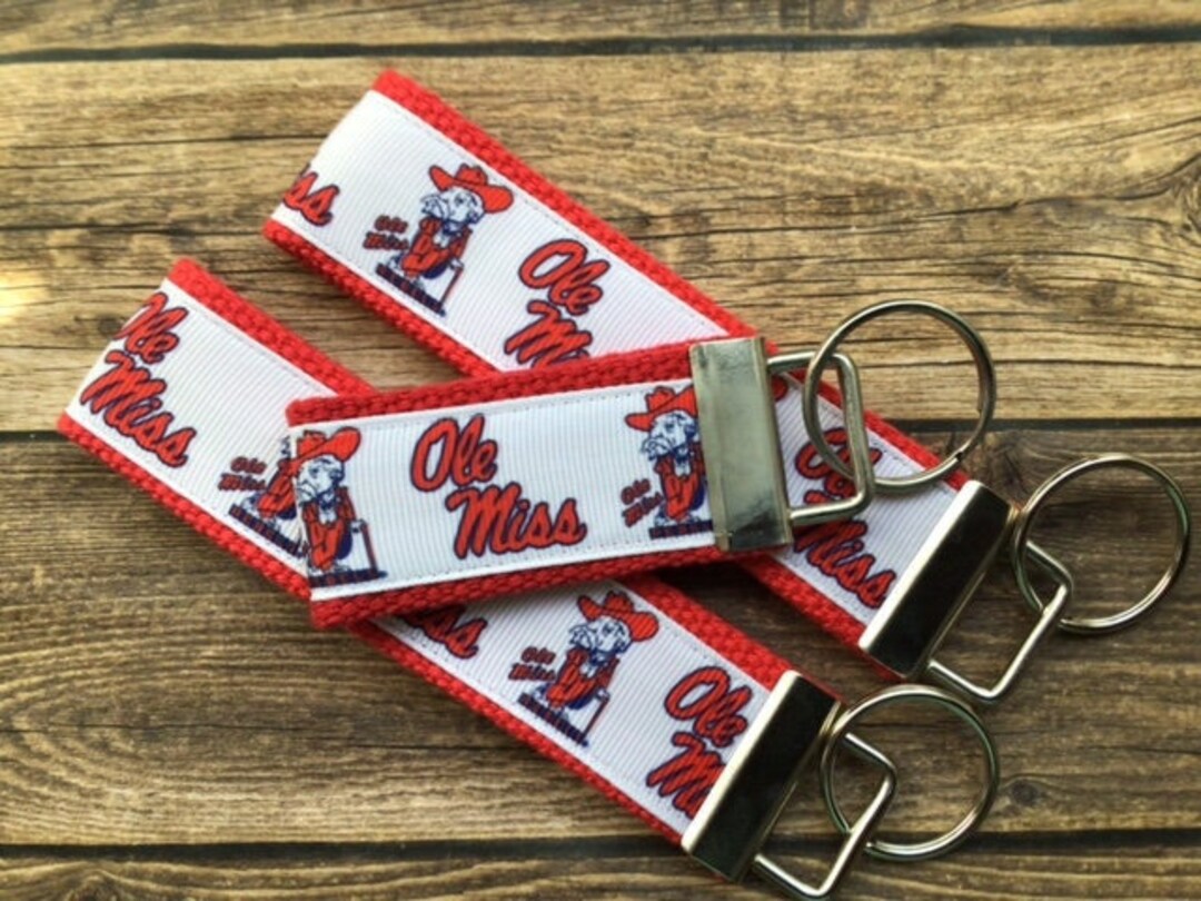 Ole Miss Rebel inspired Keychain grad gift key chain key - Etsy Italia