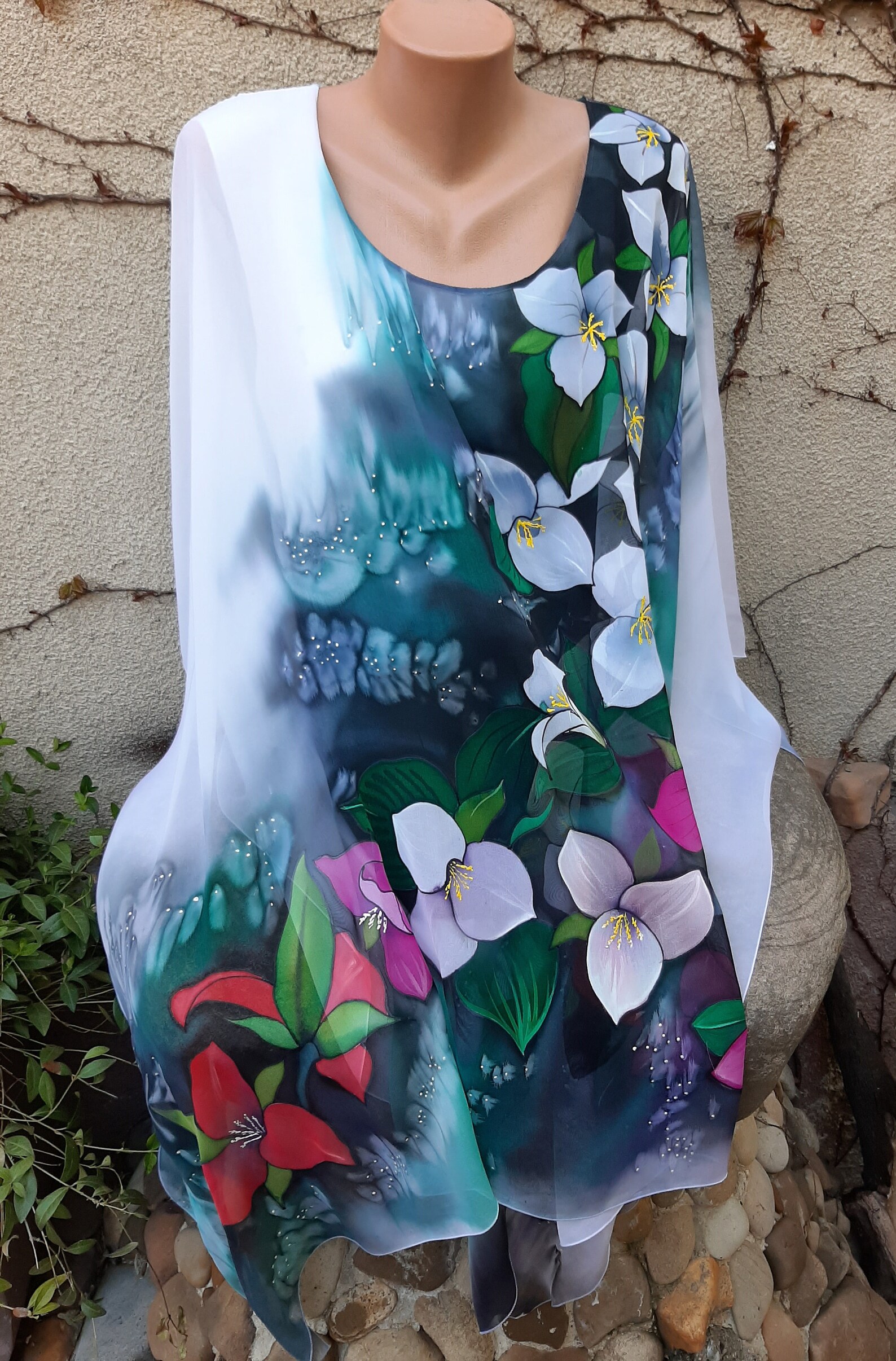 Hand Painted Silk Tunic Trillium Flowers. - Etsy