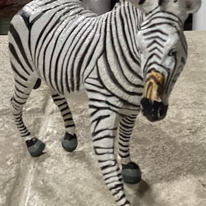Safari Ltd Zebra Animal Toy Figure Retired vintage 5 - Etsy