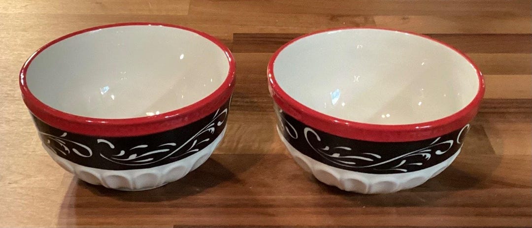 2 Cracker Barrel Susan Winget Day Break White Black Rooster Cereal Soup ...