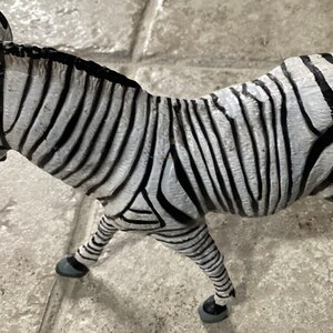Safari Ltd Zebra Animal Toy Figure Retired vintage 5 - Etsy