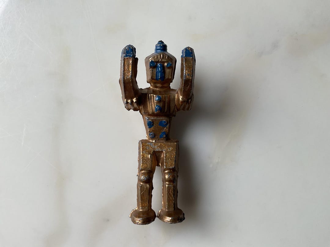 An Interesting Vintage British Made Hand Painted Die Cast Metal Robot ...