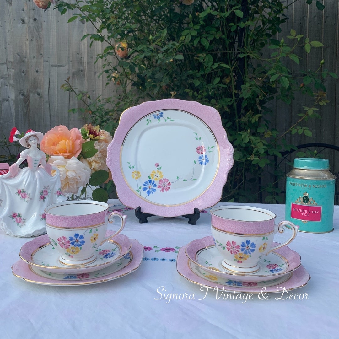 Bell China Cosmos Dianthus Dainty Flower Pink Blue Tea Set C.1950 (7 ...