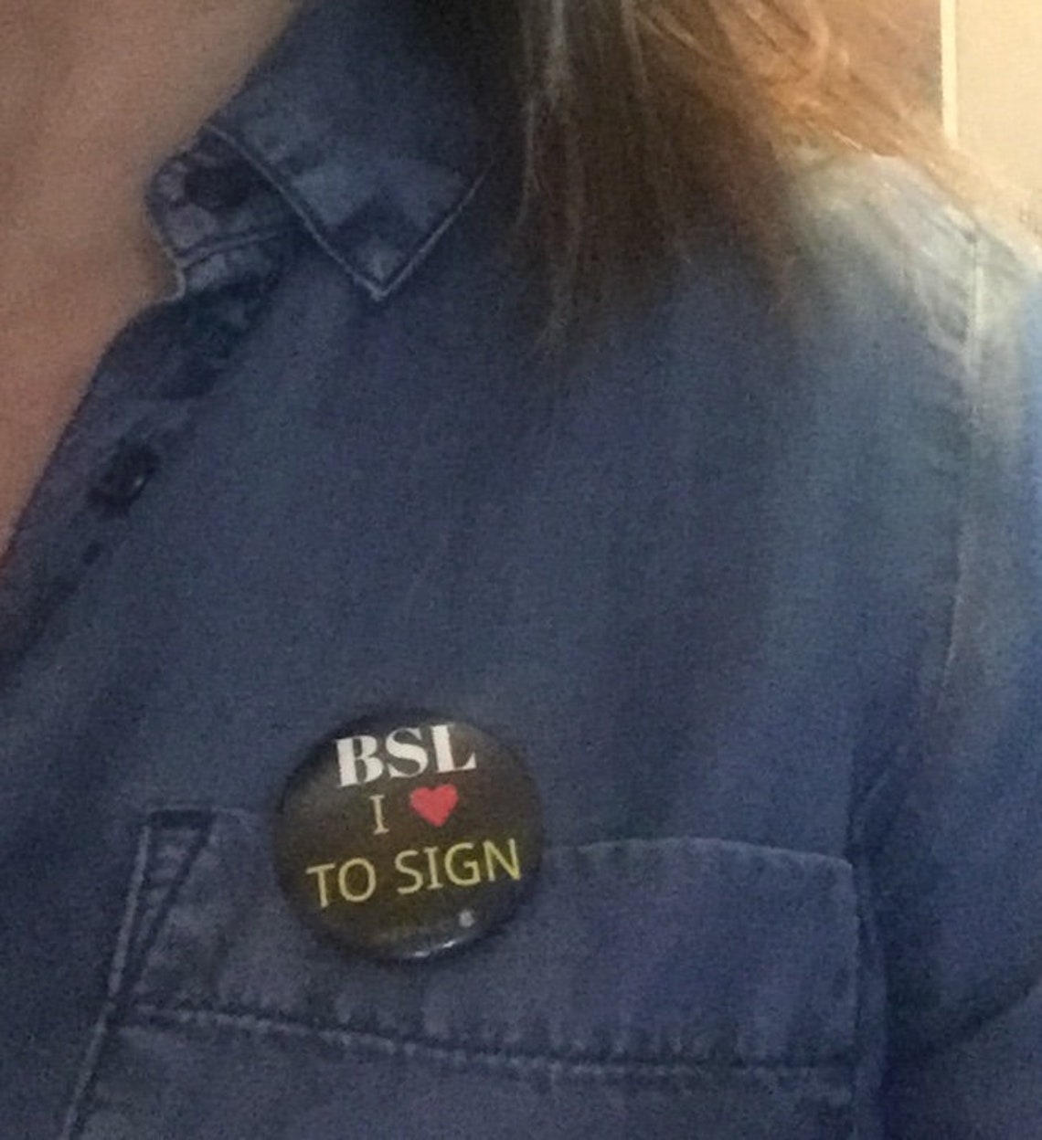 Badge/ Pin I Love to Sign British Sign Language BSL Created by Deaf ...