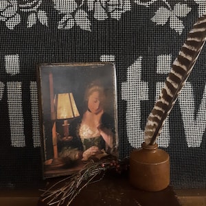 Primitive Colonial Woman Reading Canvas - Etsy