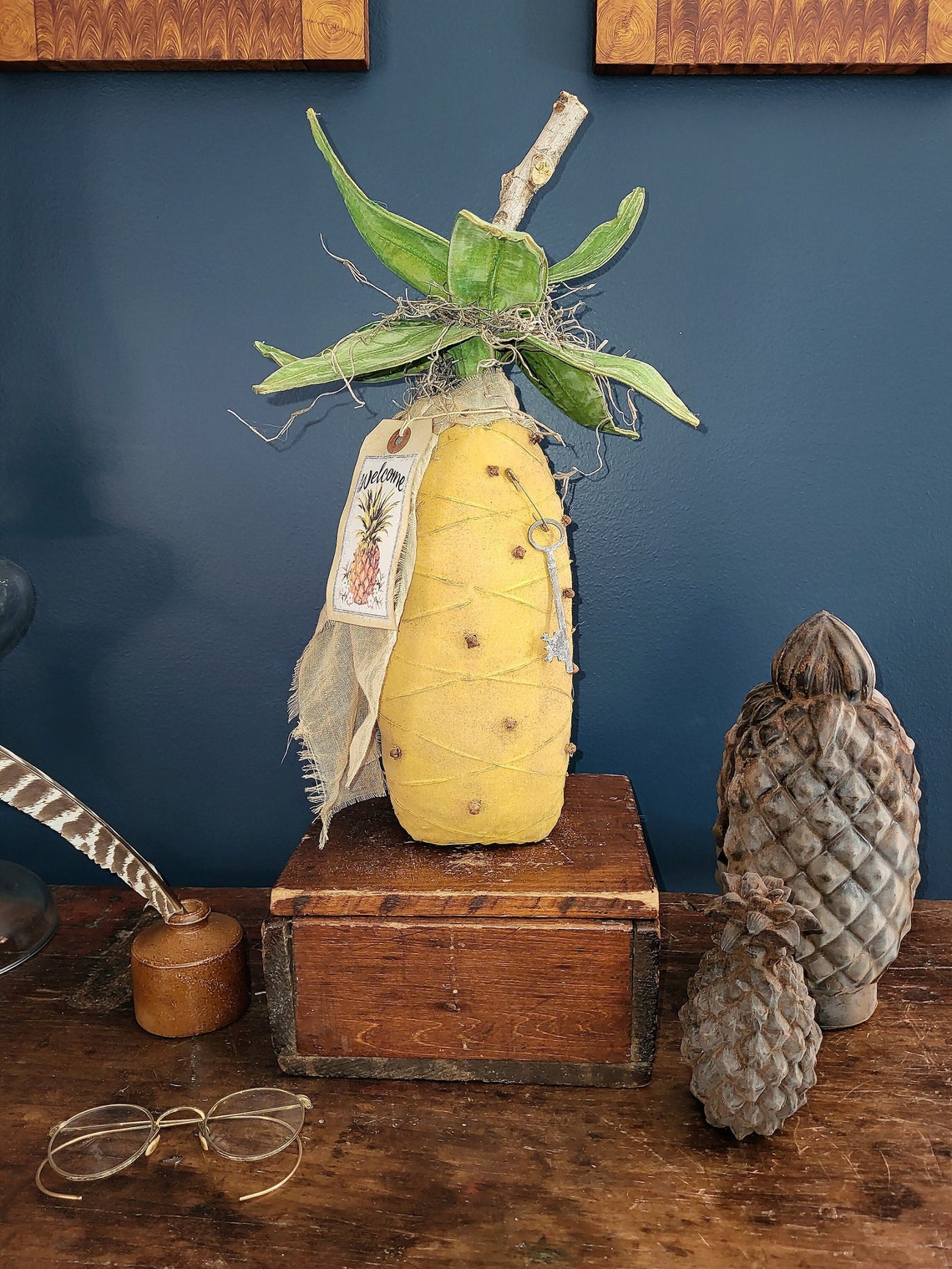 Primitive Farmhouse Colonial Welcome Pineapple Key Cupboard - Etsy