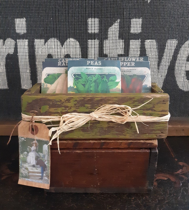 Primitive Farmhouse Vintage Seed Packet Recycled Wood Box | Etsy