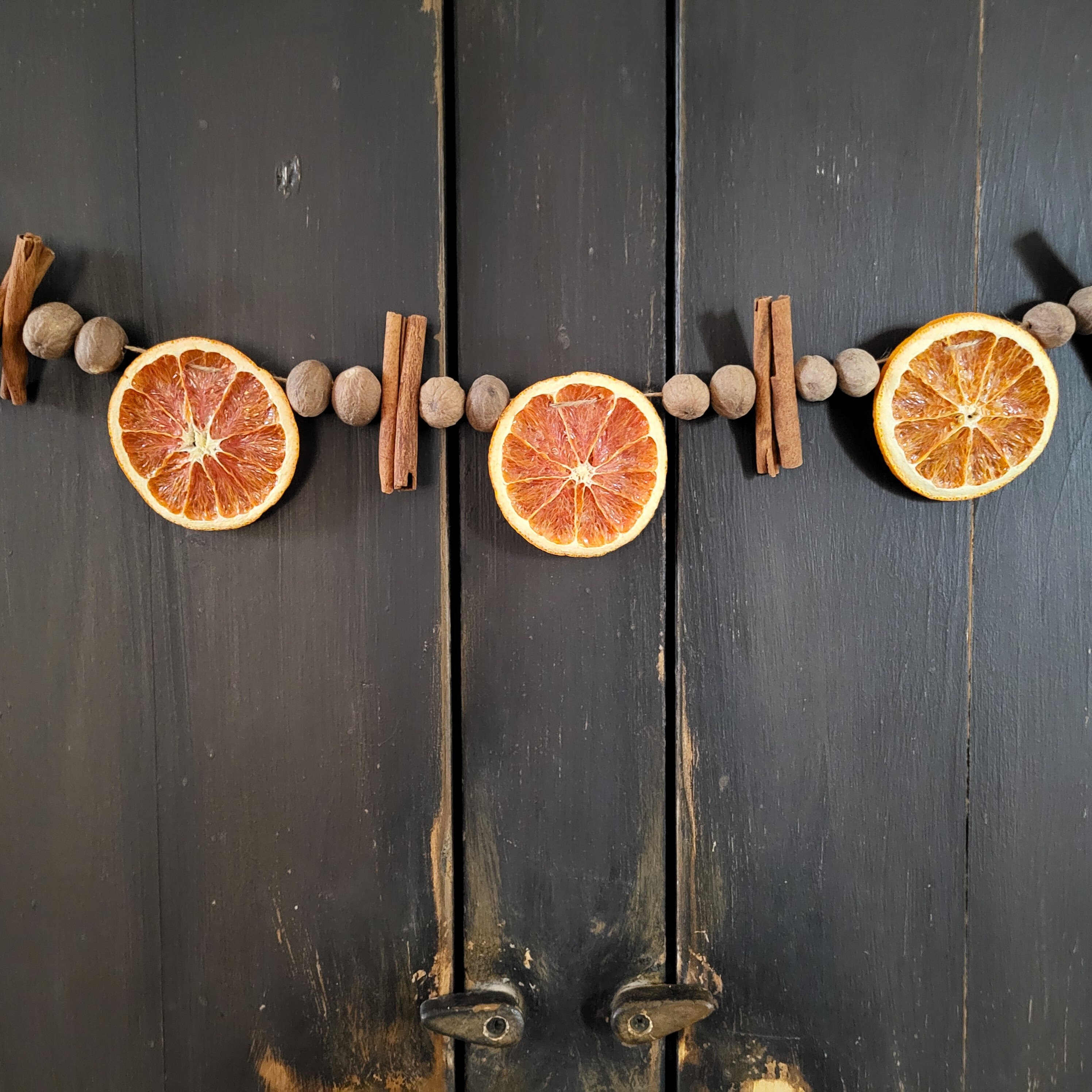 Primitive Farmhouse Dried Orange Slice Cinnamon Stick Whole Nutmeg ...