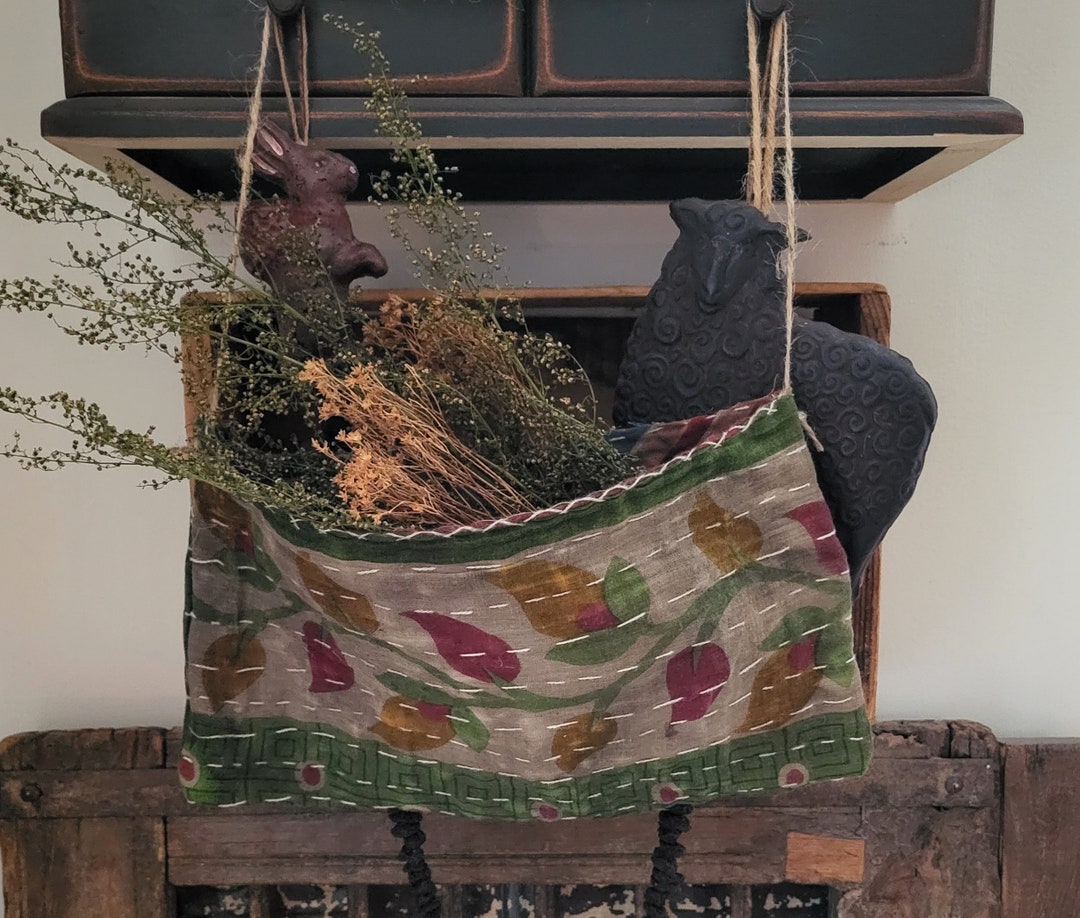 Primitive Farmhouse Vintage Coverlet Ditty Bag Sweet Annie Cupboard Peg ...