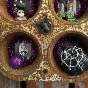 Primitive Halloween Spooky Muffin Tin - Etsy