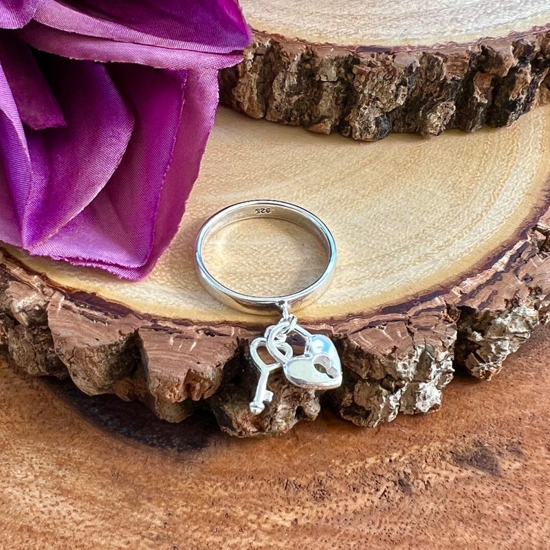 Charm Ring - Etsy