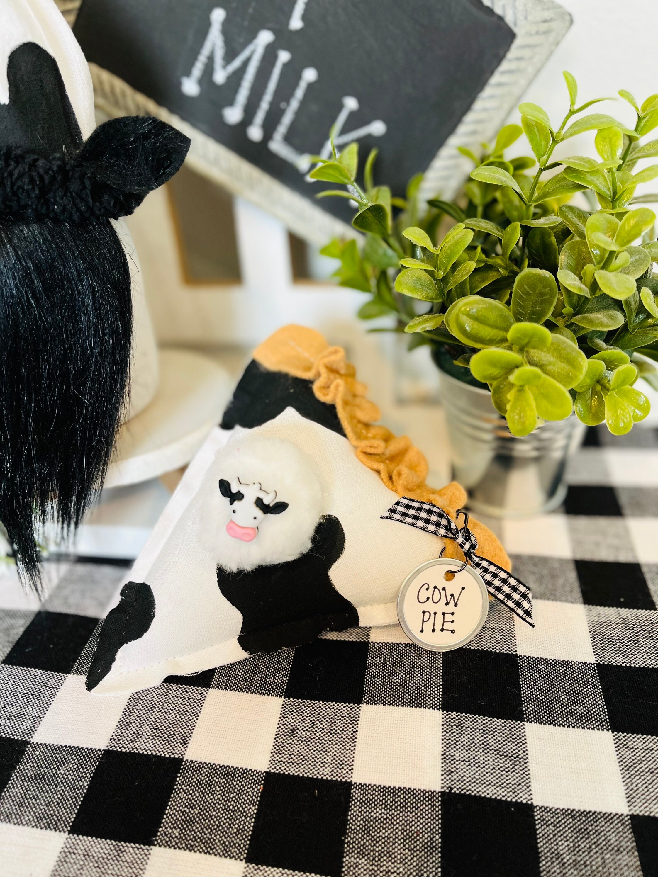 Cow Pie Plushie/cow Decor/cow Faux Pie/cow Pie Tuck/ Cow Pie - Etsy