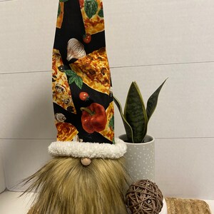 Pizza Gnome/pizza Lover/pizza/gnomes/gnome Decor - Etsy
