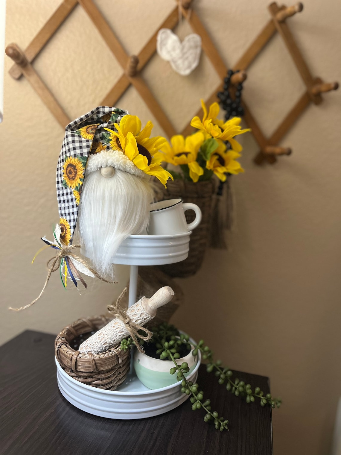 Sunflower Gnome/sunflower Decor/gnome Decor/gnomes - Etsy