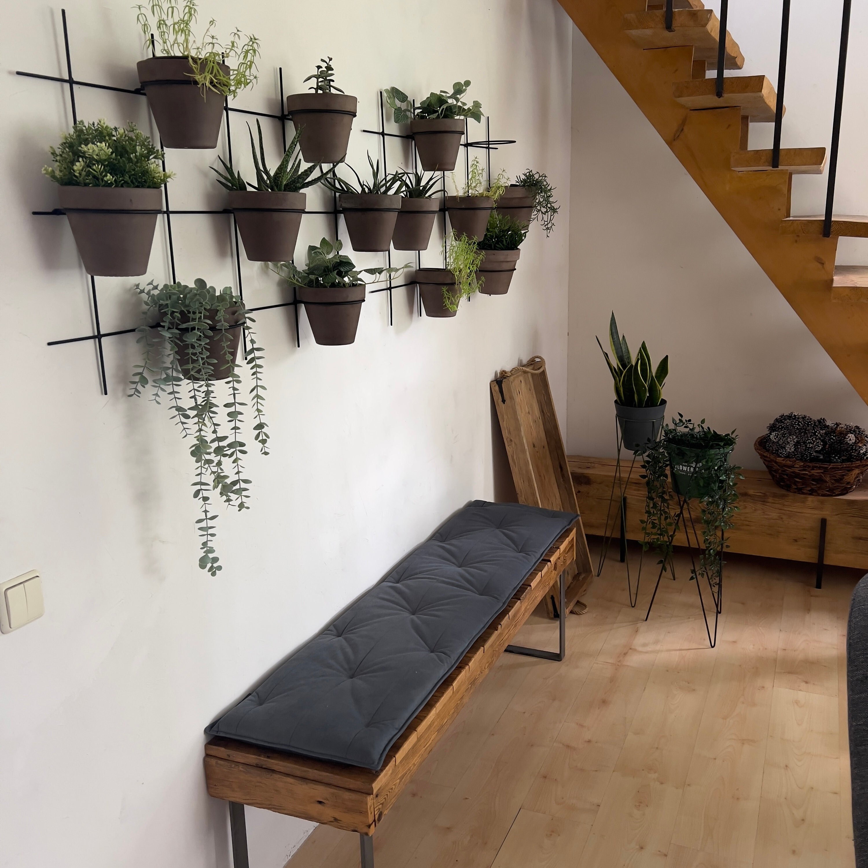 Large Horizontal Wall Hung Planter Flower Pot Holder - Etsy Canada