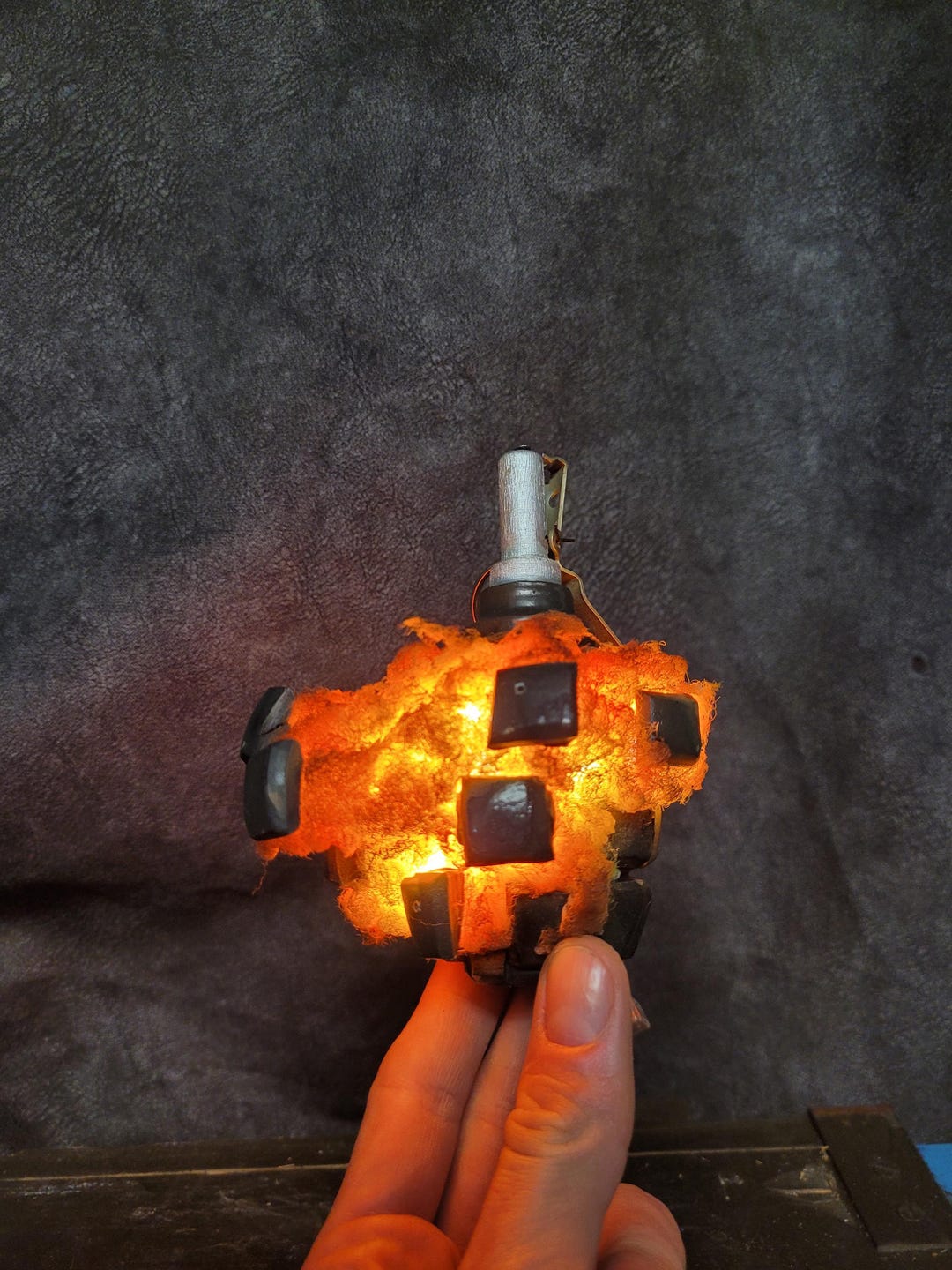 SOLD Diorama Model Explosion Real Simulation Grenade F1 Pineapple Mk2 ...