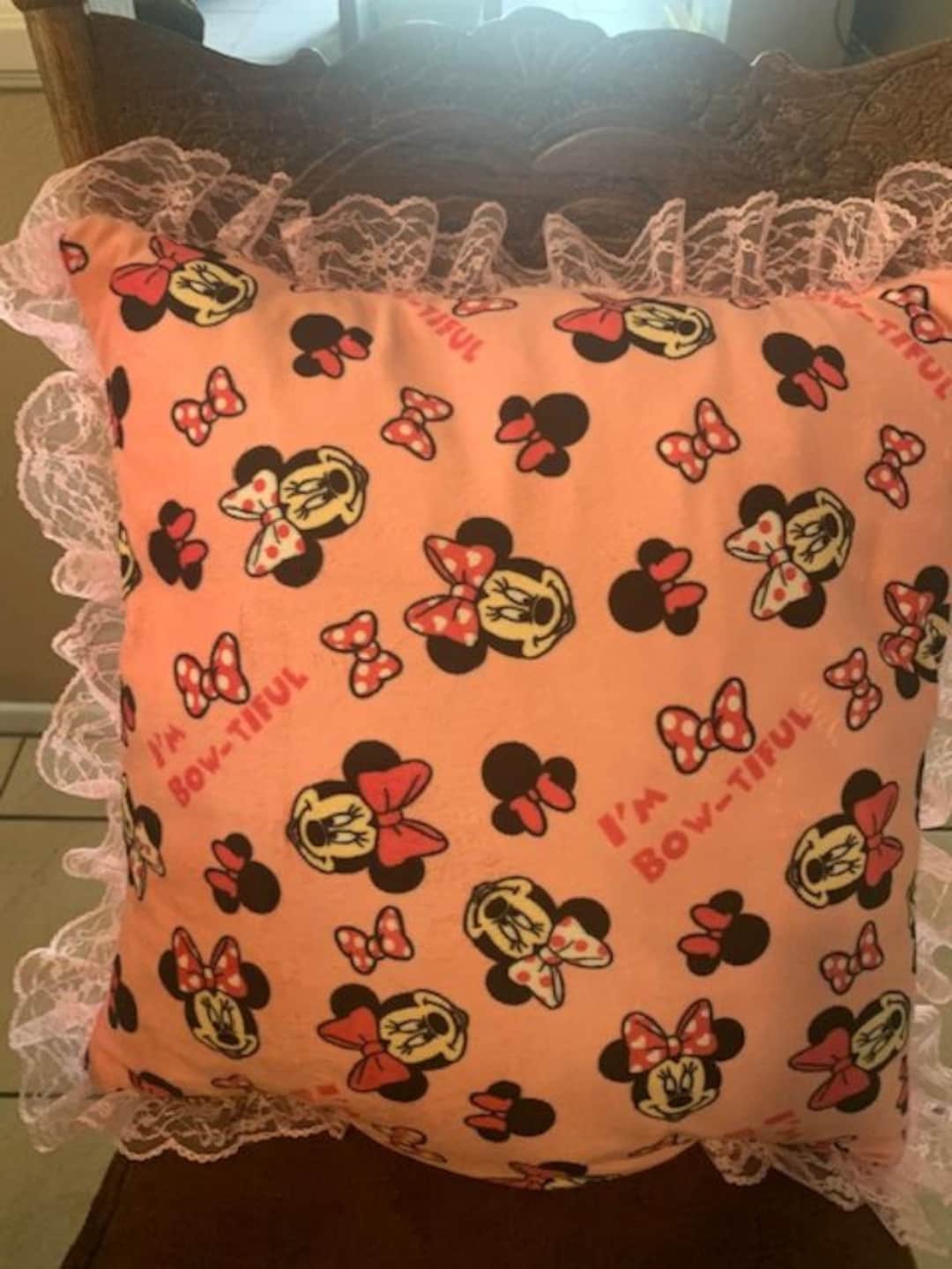 Minnie Mouse Pillow - Etsy