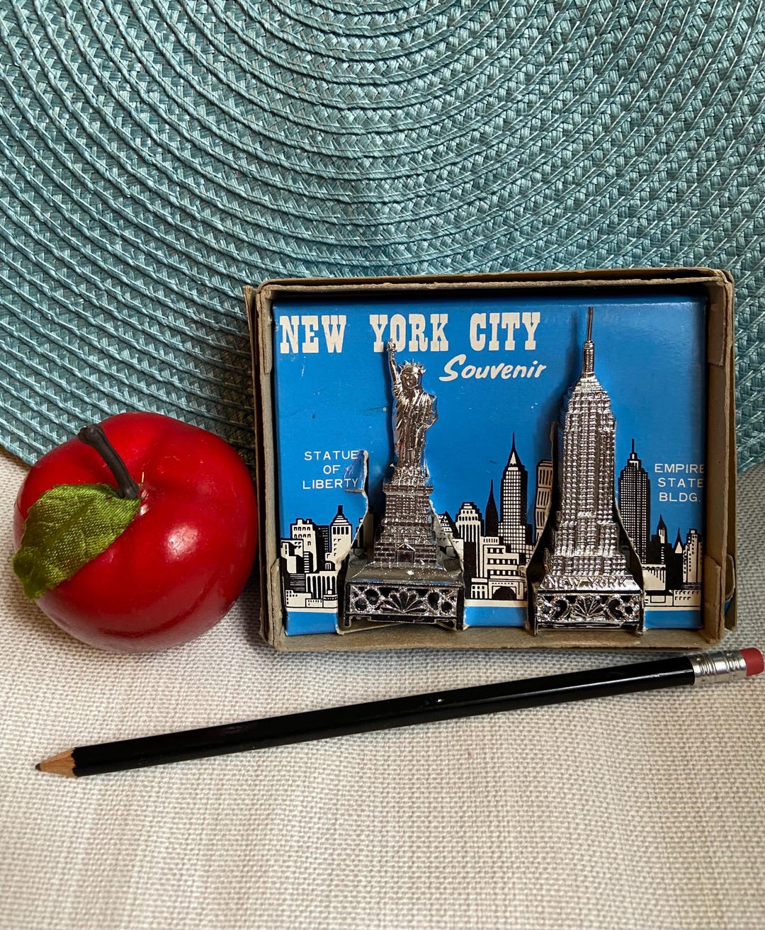 Vintage NYC Souvenir Pencil Sharpener Set – Empire State & Statue of ...
