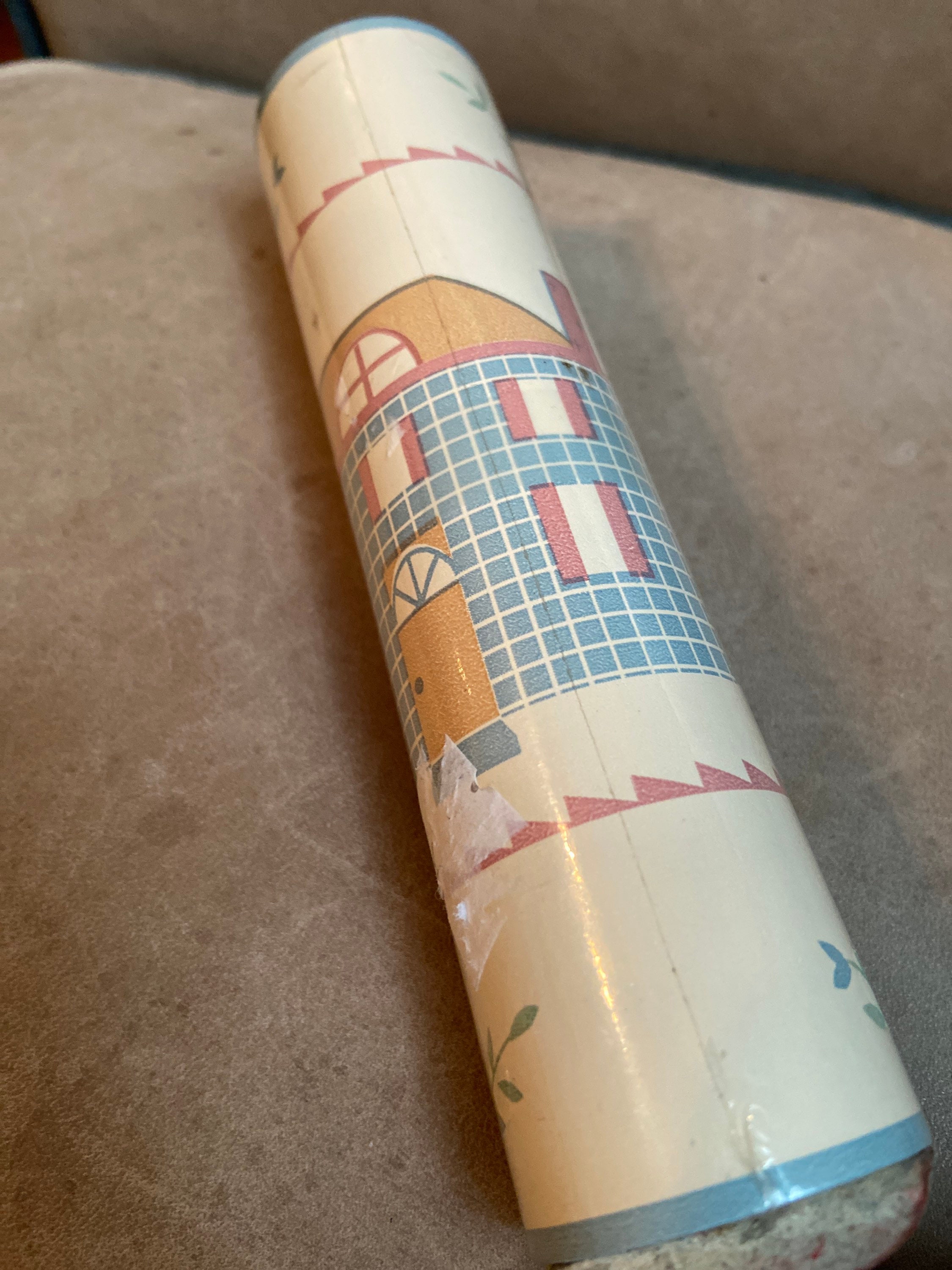 80s House Wallpaper