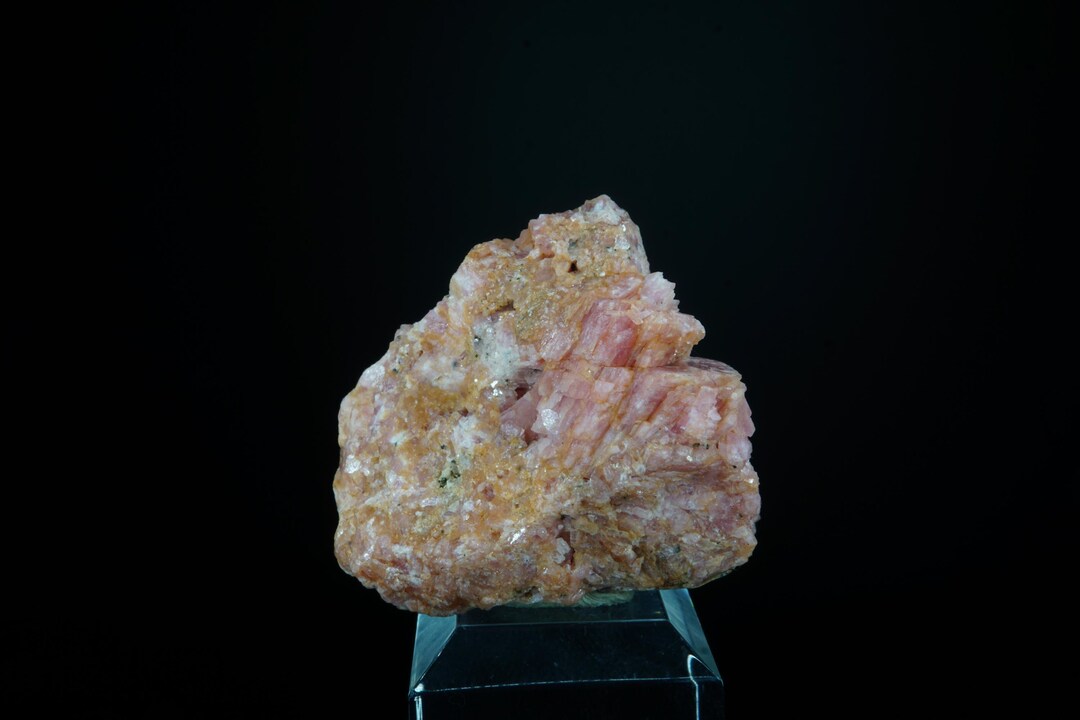 Rhodochrosite / Emma Mine, Butte, Montana / Mineral Specimen - Etsy