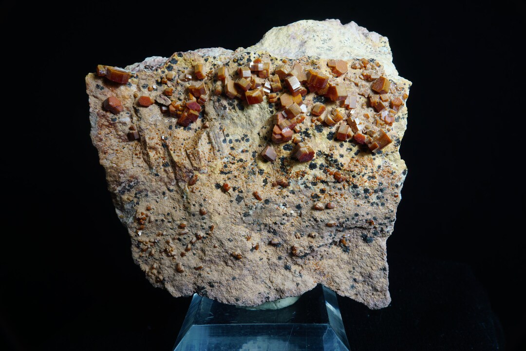 Vanadinite / Mibladen, Morocco / Mineral Specimen - Etsy