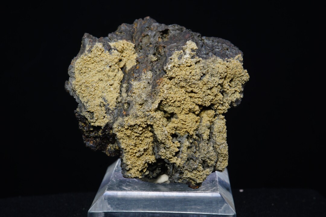 Hidalgoite on Goethite / Rare 4.5cm Mineral Specimen / Glory Hole, Gold ...