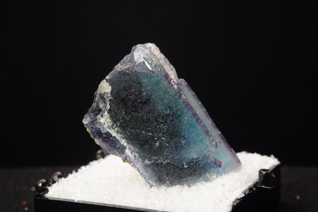 Fluorite / Thumbnail Mineral Specimen / From Yindu Mine, Inner Mongolia ...