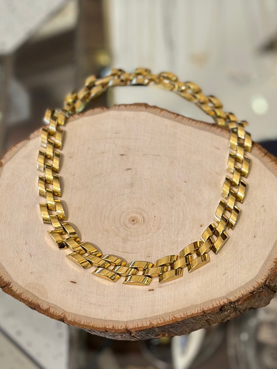 Vintage 1940s Machine Age Gold Tone Metal Collar Chok… - Gem