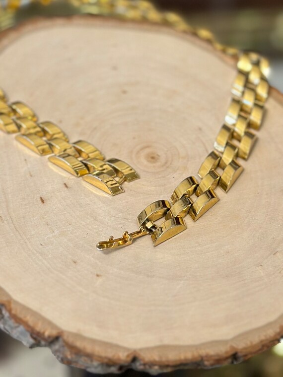 Vintage 1940s Machine Age Gold Tone Metal Collar Chok… - Gem