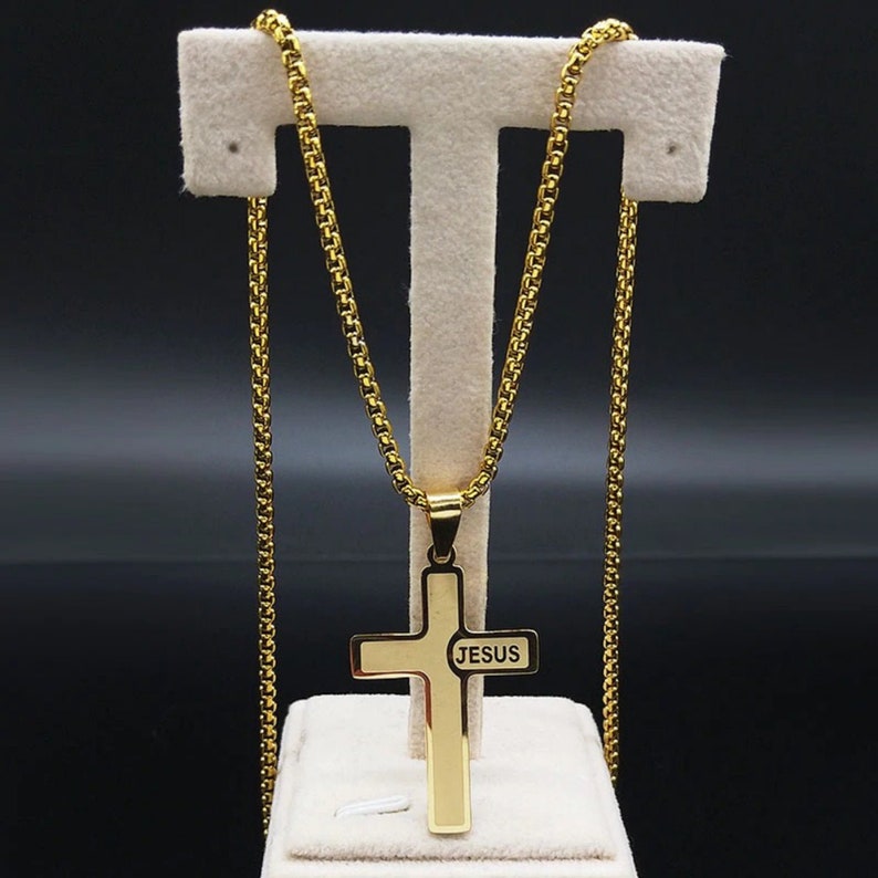 Jesus Cross Box Chain Necklace - Etsy