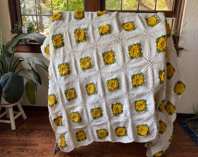 1960/70s 3D Flower Granny Square Bedspread, Granny Square Bed Quilts ...