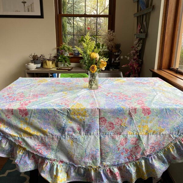 Ruffled Tablecloth - Etsy