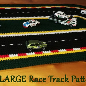 Wrn's LARGE Race Track Mat Pattern PDF File - Etsy