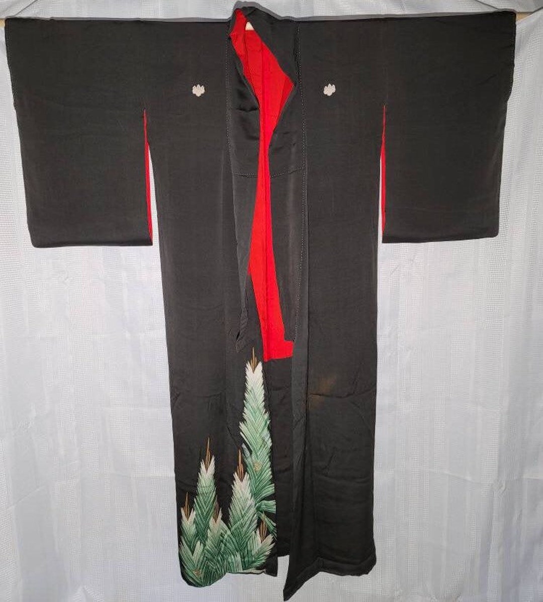 Vintage Silk Kimono Kamon Pine Black Red Showa US Seller - Etsy